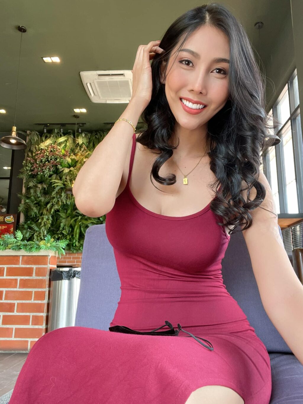 พิมพ์ ปัทมา นางแบบสาวสุดยั่ว ดีกรีความฮอตกระหึ่มโซเชียล Onlyfans