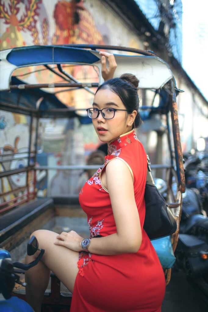 Panidsara น้องนุ๊ก สาวแว่นหน้าหวานสุดเด็ด ดาเมจความเซ็กซี่ละลายใจ